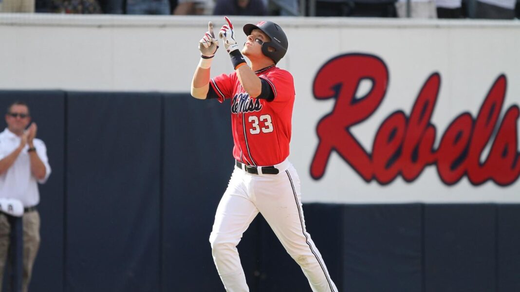 'Coach' Matt Snyder at Home in Oxford - HottyToddy.com